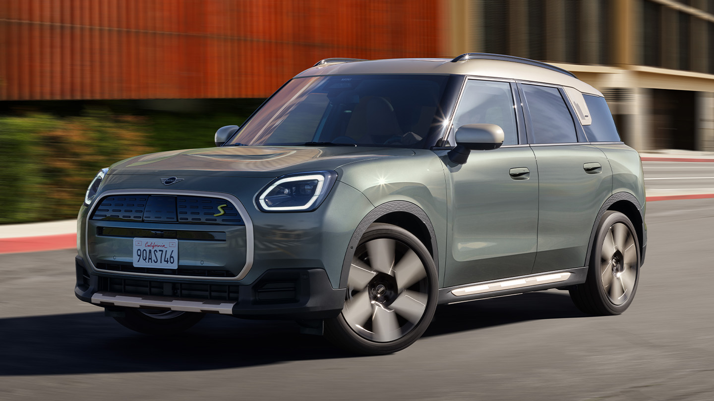 All-electric MINI Countryman | MINI Middle East
