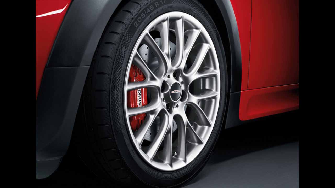 JCW light alloy wheel Cross Spoke Challenge R112 in Silver