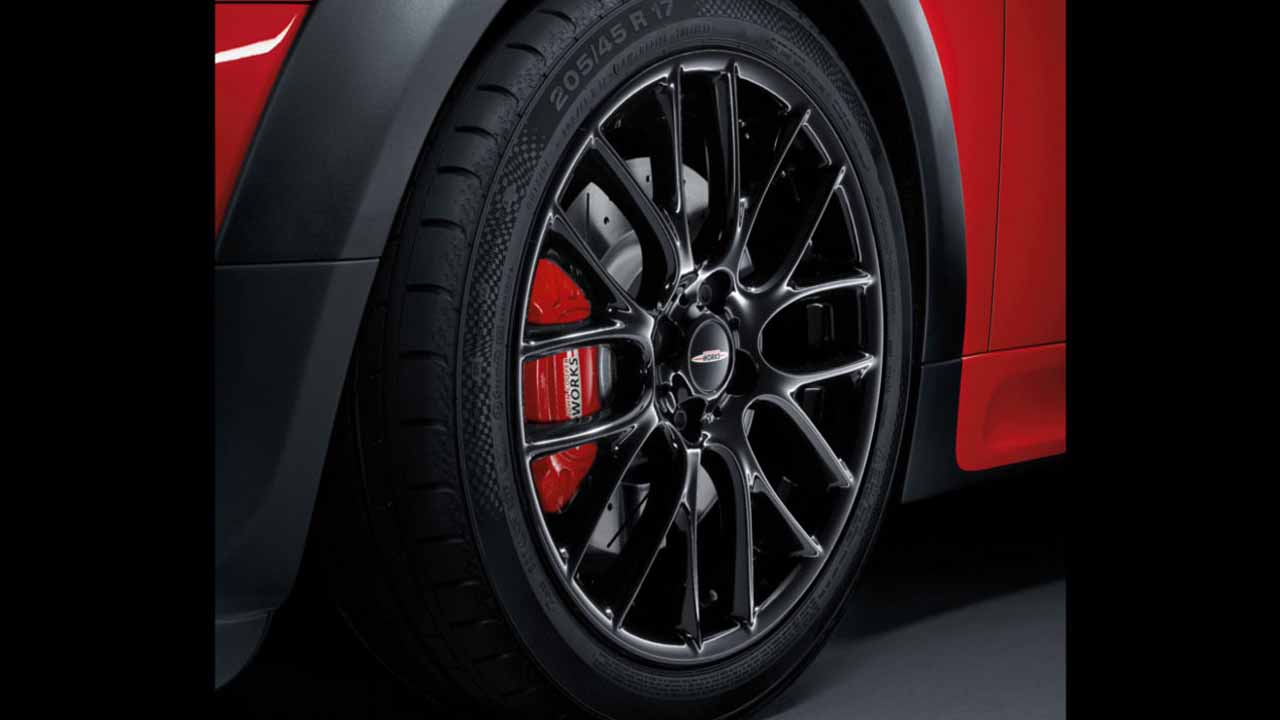 JCW light alloy wheel Cross Spoke Challenge R112 in Black