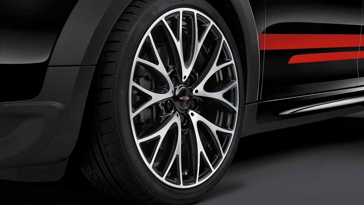 JCW light alloy wheel Cross Spoke R134 in Black, gloss-lathed